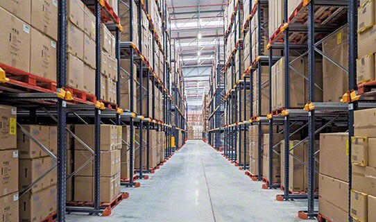 3D Animation of drive-in pallet racking | Mecalux.com.au